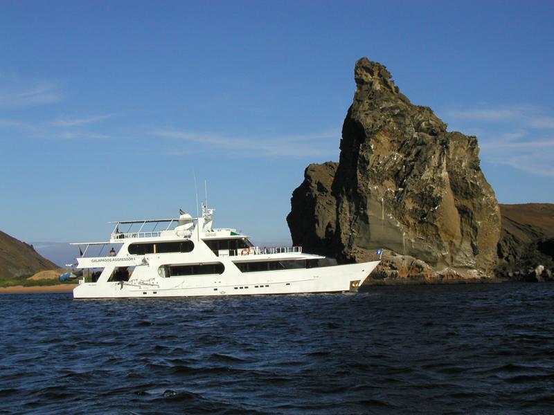 Galapagos Luxury Liveaboard | Galapagos Aggressor Liveaboard